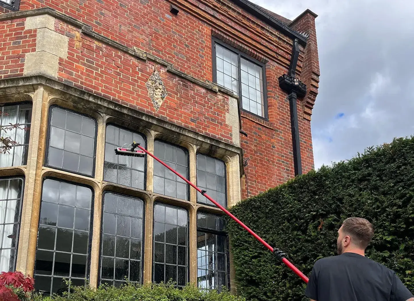 Wells Window Cleaning | Traditional and Pole-Fed Window Cleaning Services